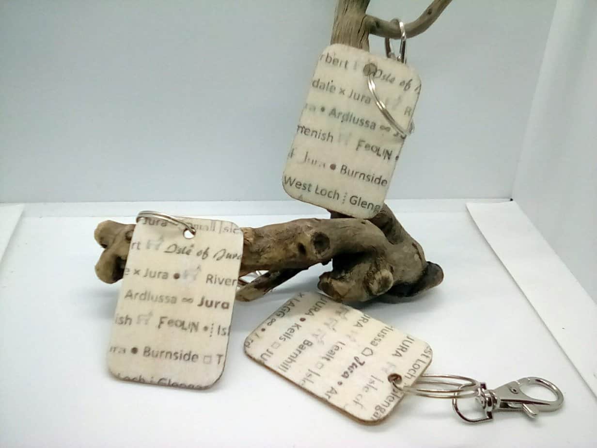 Jura Wooden Place Names Keyring - Scottish Island Gifts