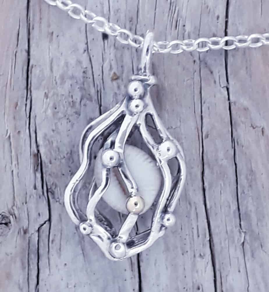 Seaweed Treasure Pendant - Scottish Island Gifts