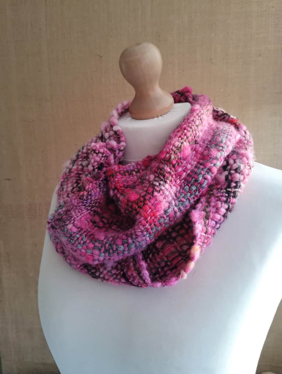 Handwoven Infinity Cowl - from handspun yarn - made in Shetland ...